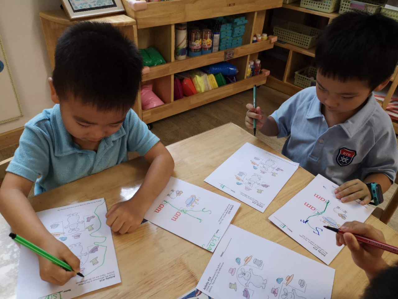 Phonics - CVC short "a". TeachersMag.com