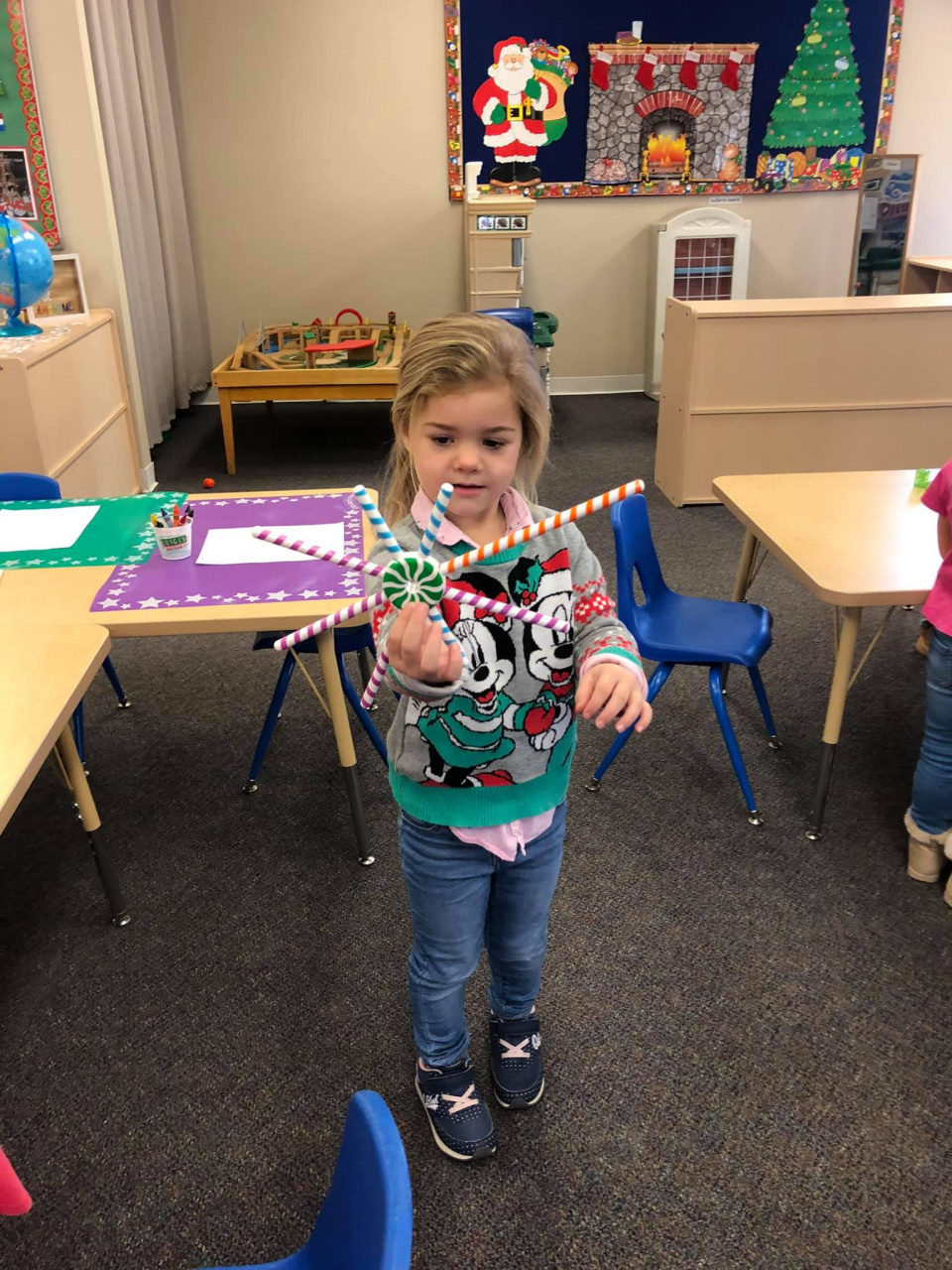 Christmas-Themed Centers To Do in Class. TeachersMag.com