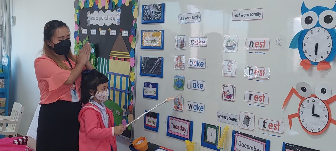 Learning Word Family Phonics. TeachersMag.com