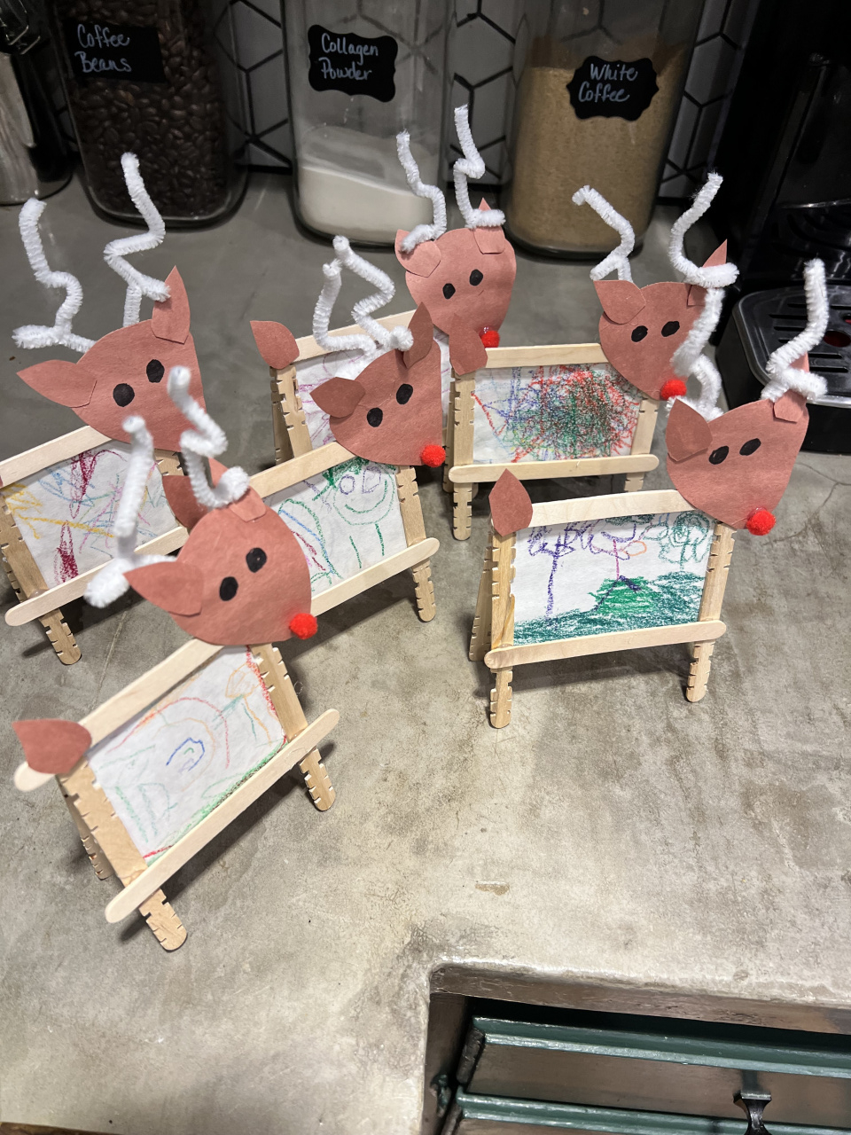 Christmas Reindeer Made from Popsicle Sticks. TeachersMag.com