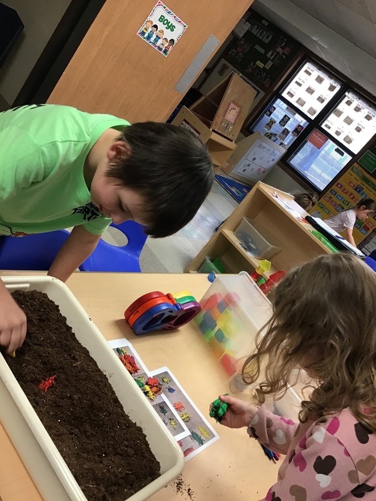 Searching for Helpful bugs in the garden. TeachersMag.com