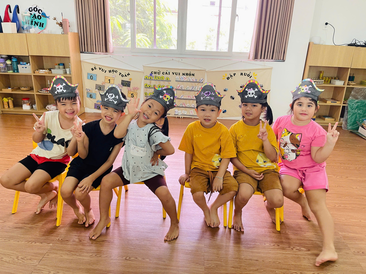 Pirate's treasure hunt. TeachersMag.com