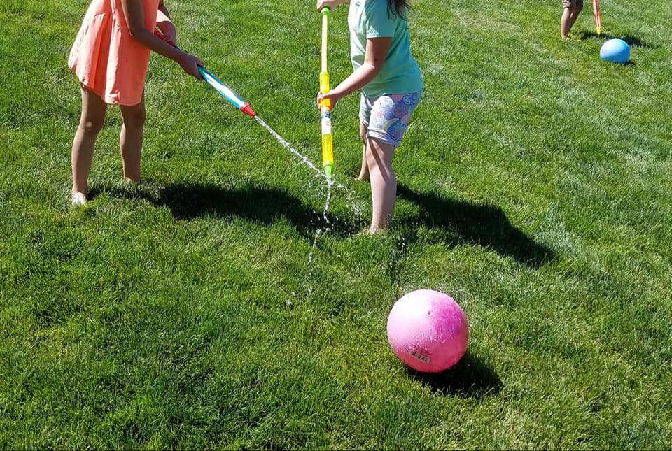 Outdoor Shadow Tracing Activity. TeachersMag.com