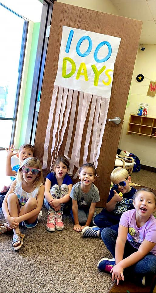 100 Days of school cereal necklace. TeachersMag.com