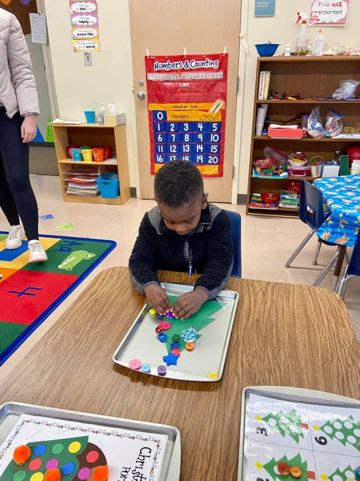 Christmas-Themed Centers for Preschool. TeachersMag.com