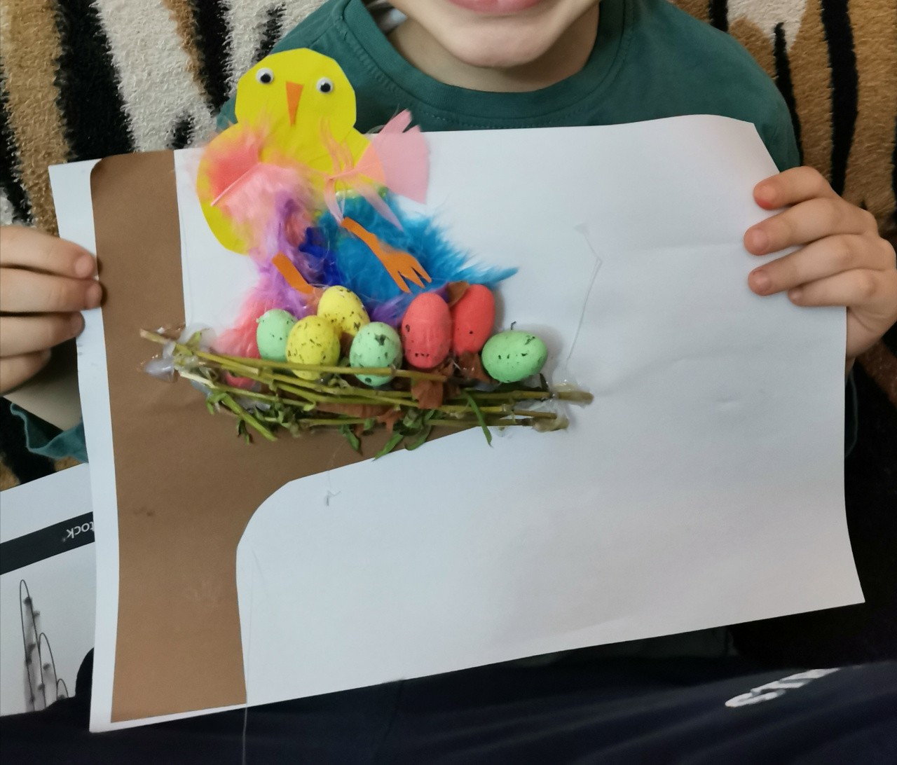 Yarn Wrapped Bird Craft for Preschoolers. TeachersMag.com