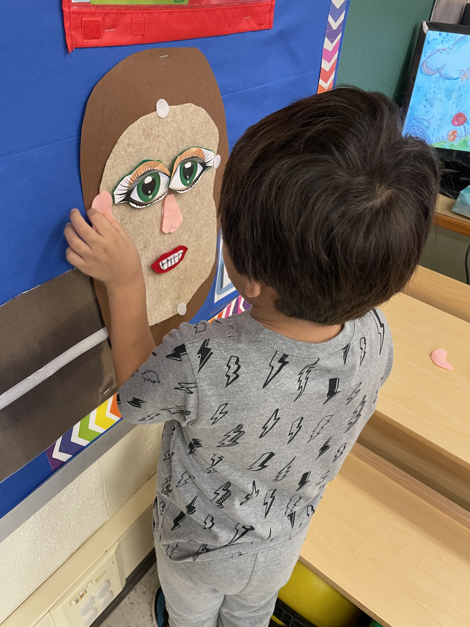 Five Senses - Sight. TeachersMag.com