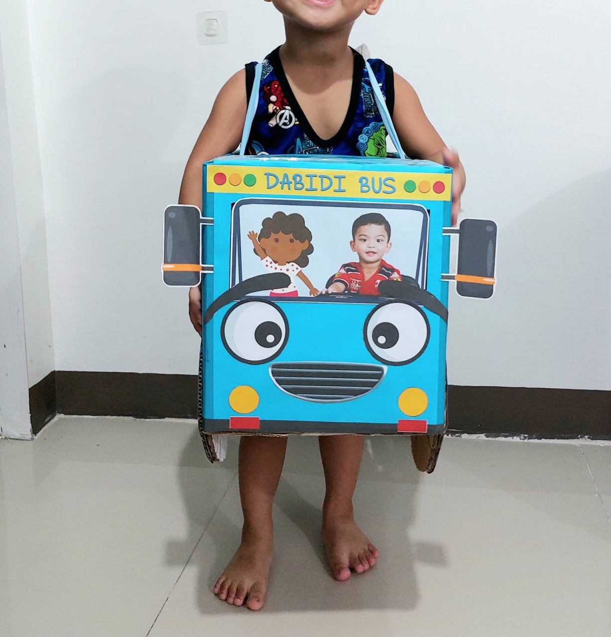 D.I.Y Cardboard Bus. TeachersMag.com