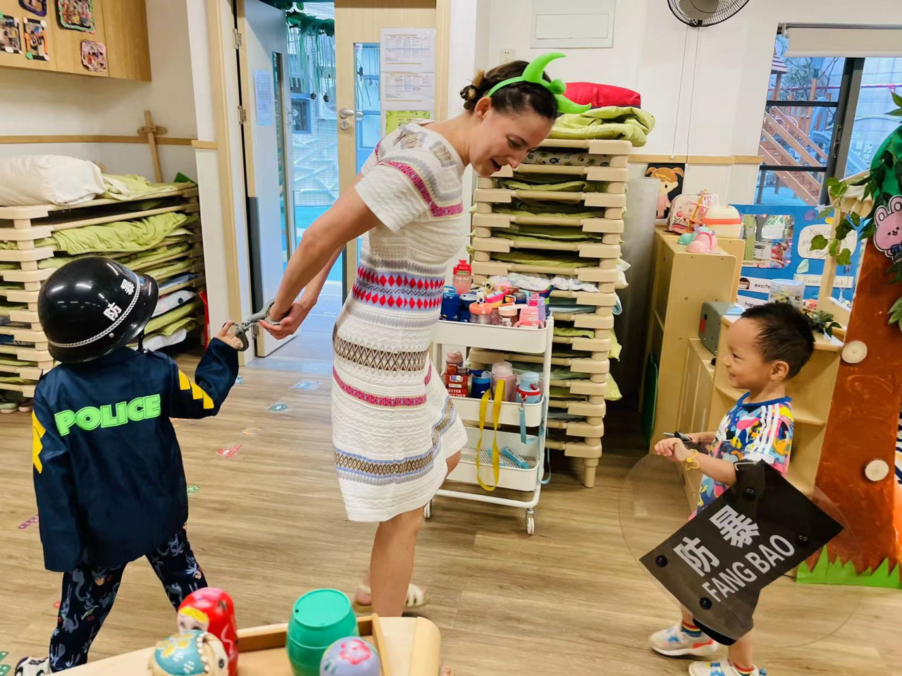 Police Badge Shapes. TeachersMag.com